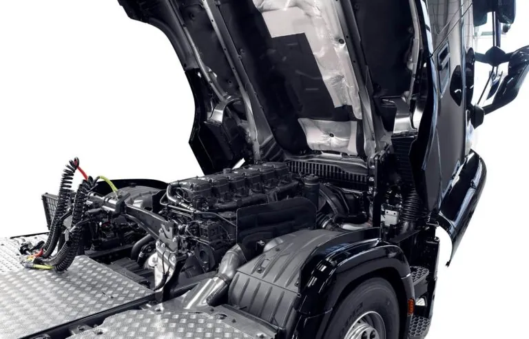 Commercial Vehicle Cab Tilt Solutions for OEMs